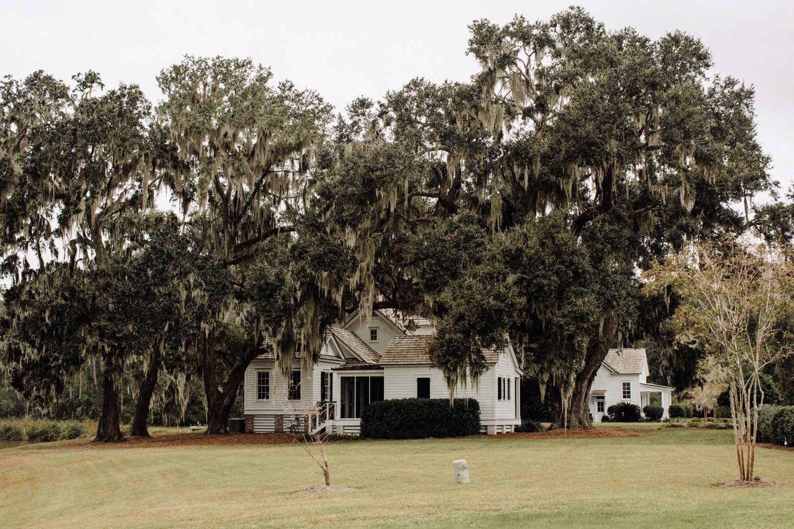 Ford Plantation Wedding - Savannah Georgia - Bre & Billy - Brad & Jen ...