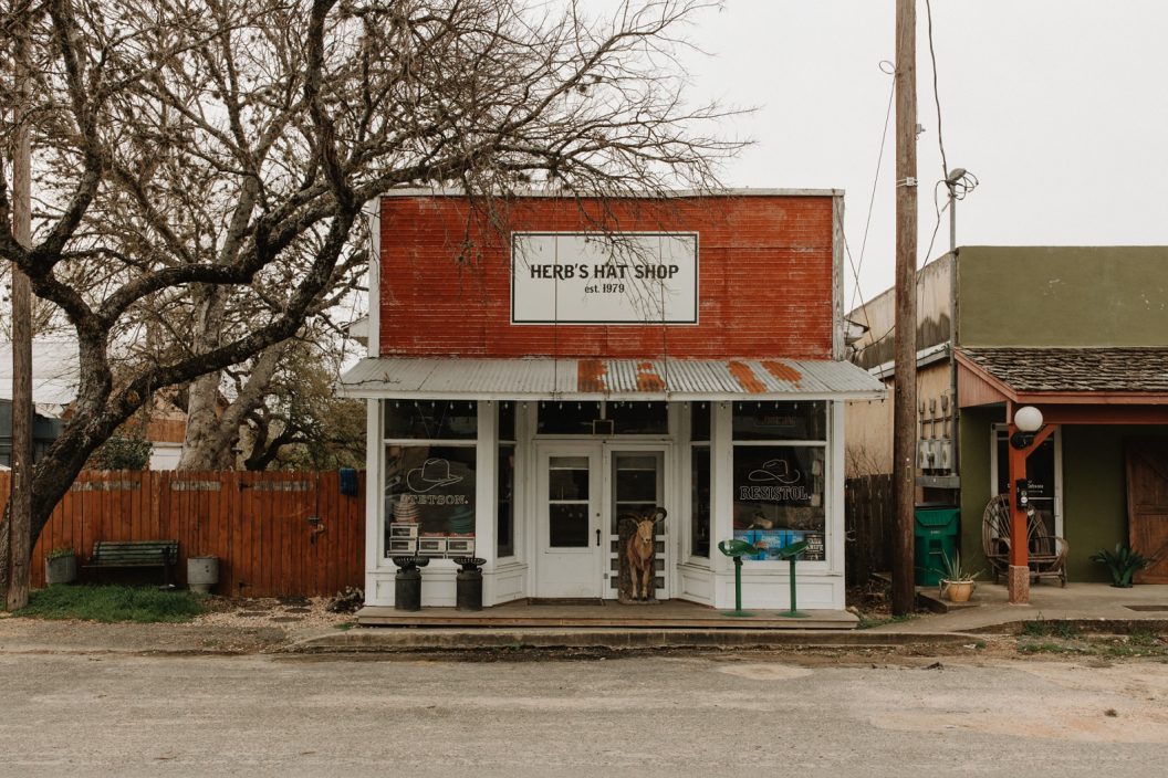 Hill Country Wedding - Mikaela & Kern - Austin, TX - Brad & Jen ...